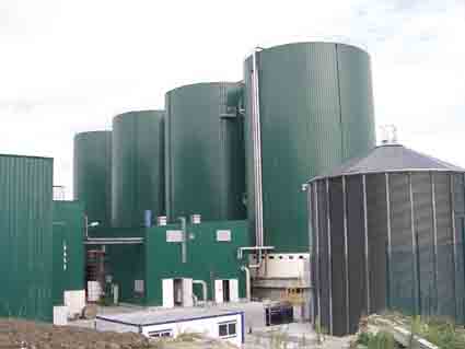 Working of a Modern Biogas Plant | EcoMENA