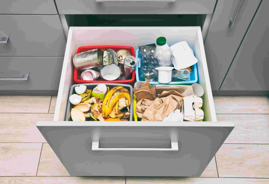 5 Smart Ways To Manage Waste at Home | EcoMENA