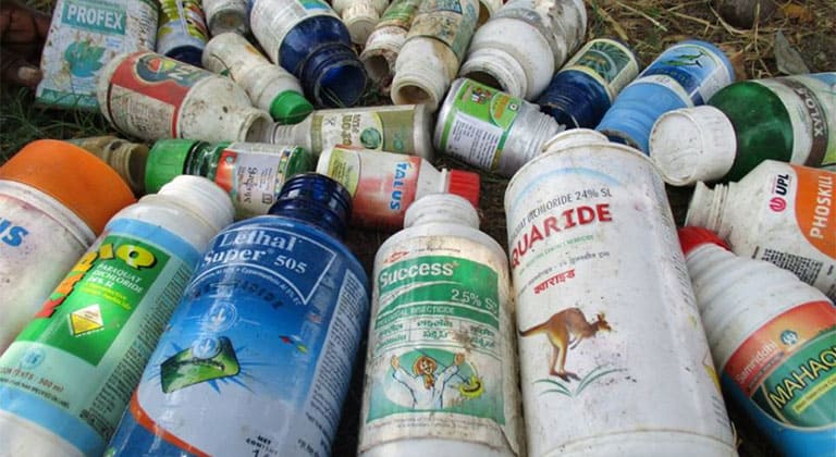 التخلص من عبوات المبيدات الكيماوية الفارغة وسلامة الصحة والبيئة