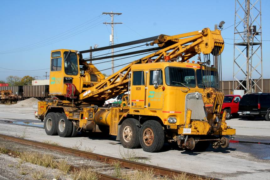 Everything You Need to Know About Hiring Hi-Rail Cranes