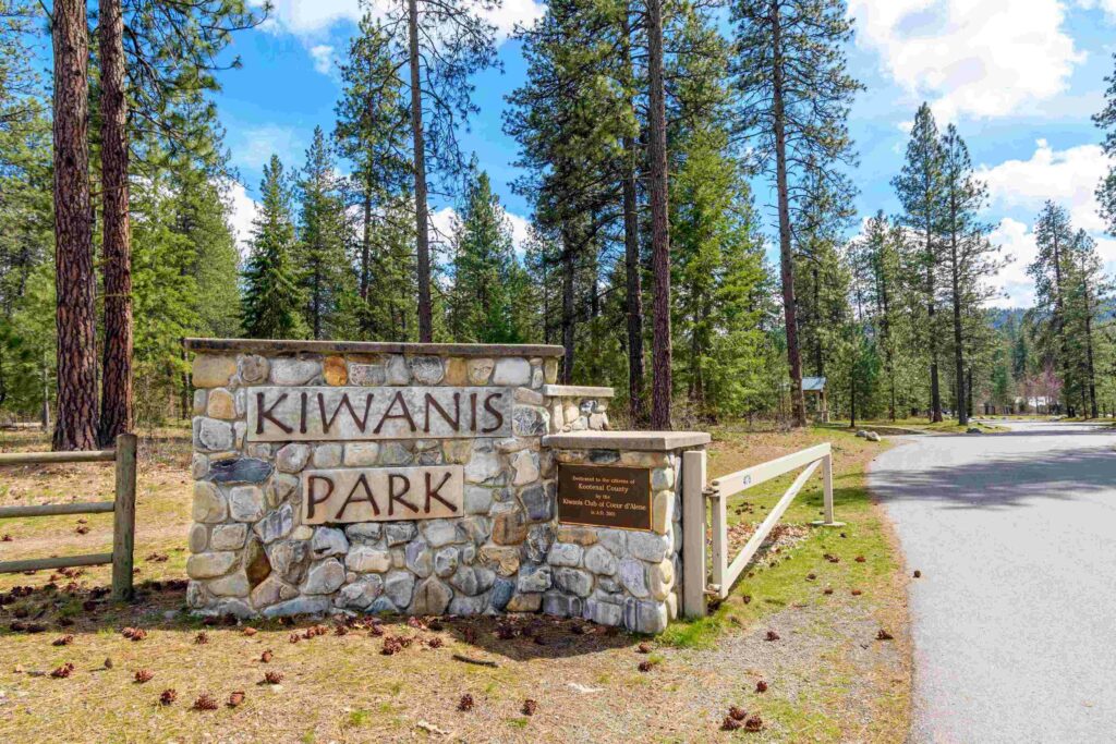 How Park Signages Improve Visitor Experience | EcoMENA